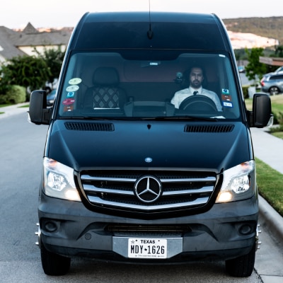 H&L Limo LLC Offers Limo Rentals in Cedar Park, TX 78613